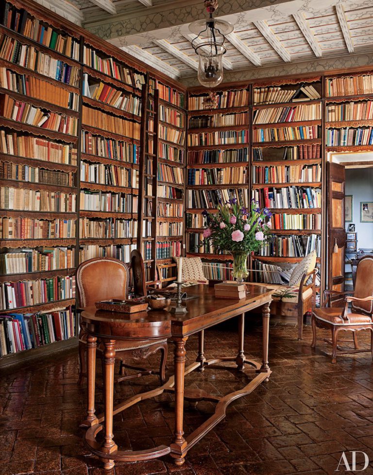 56 Home Libraries Every Bibliophile Aspires To Have